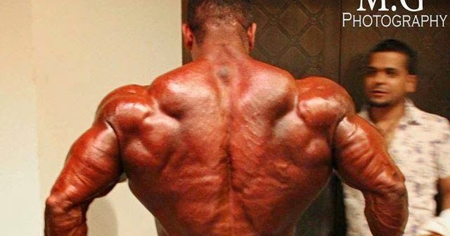 world bodybuilders pictures: Saudi arabian muscles man Taisir Al Khal faan