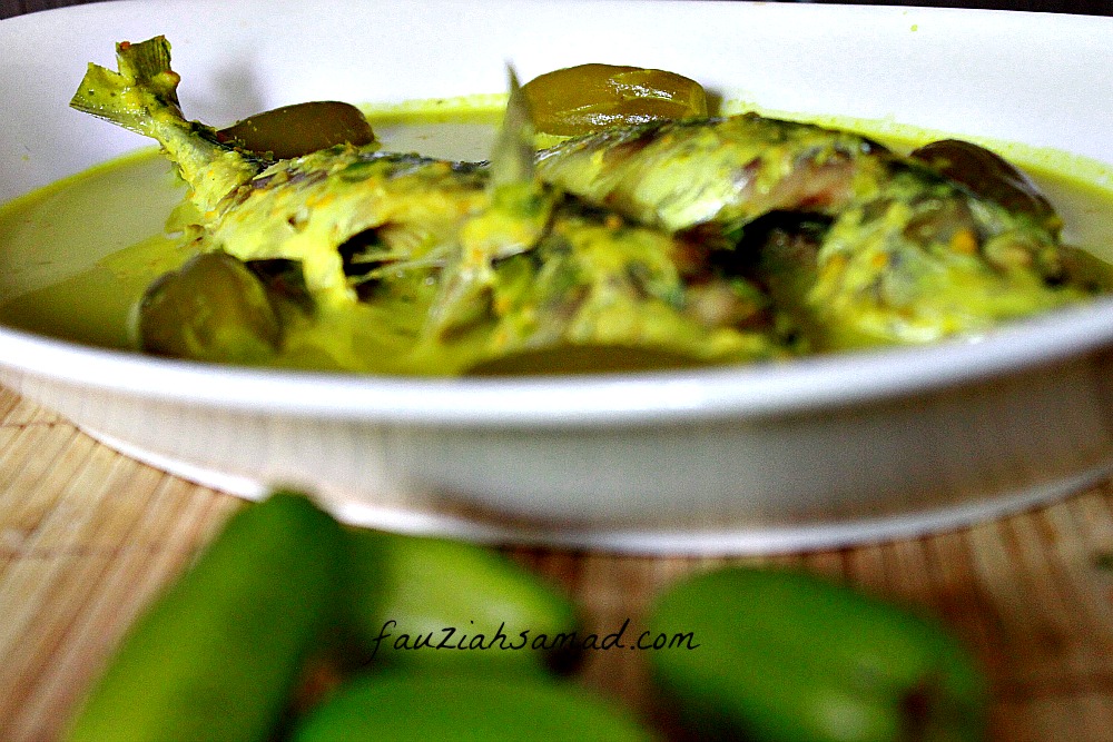Ini nak citer pasal famili ke pasal lauk Masak Lomak Cili Api? Oppps ...