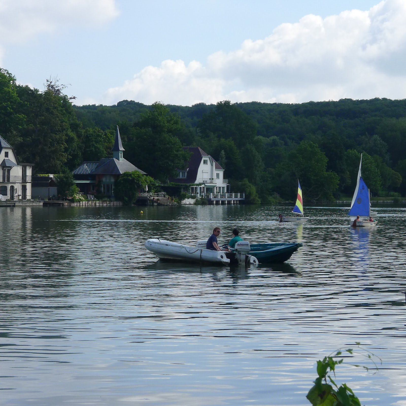 This is Belgium: The Genval lake