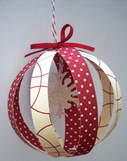 Kate's Krafts: Paper Bauble