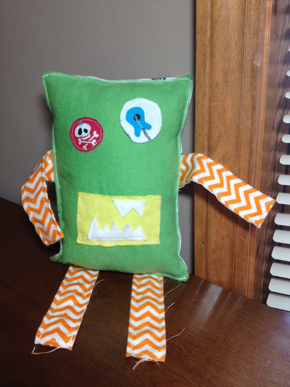 Smith Craft Adventures: Fabric Scrap Stash Buster - Mini Monsters