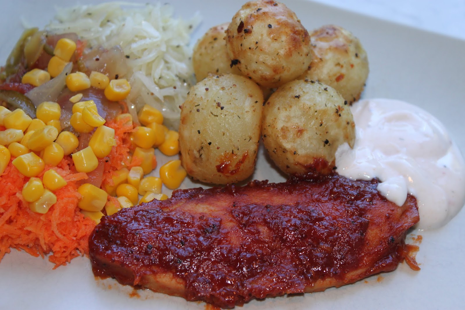 Toves kök - nästan bara vegetariskt: Saftiga quornfiléer i bbq-sås med ...