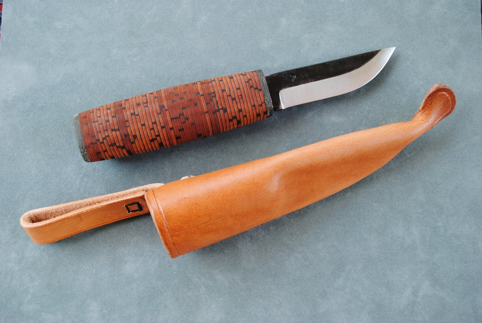 The Coffey Shop....: Birch Bark Handled Puukko