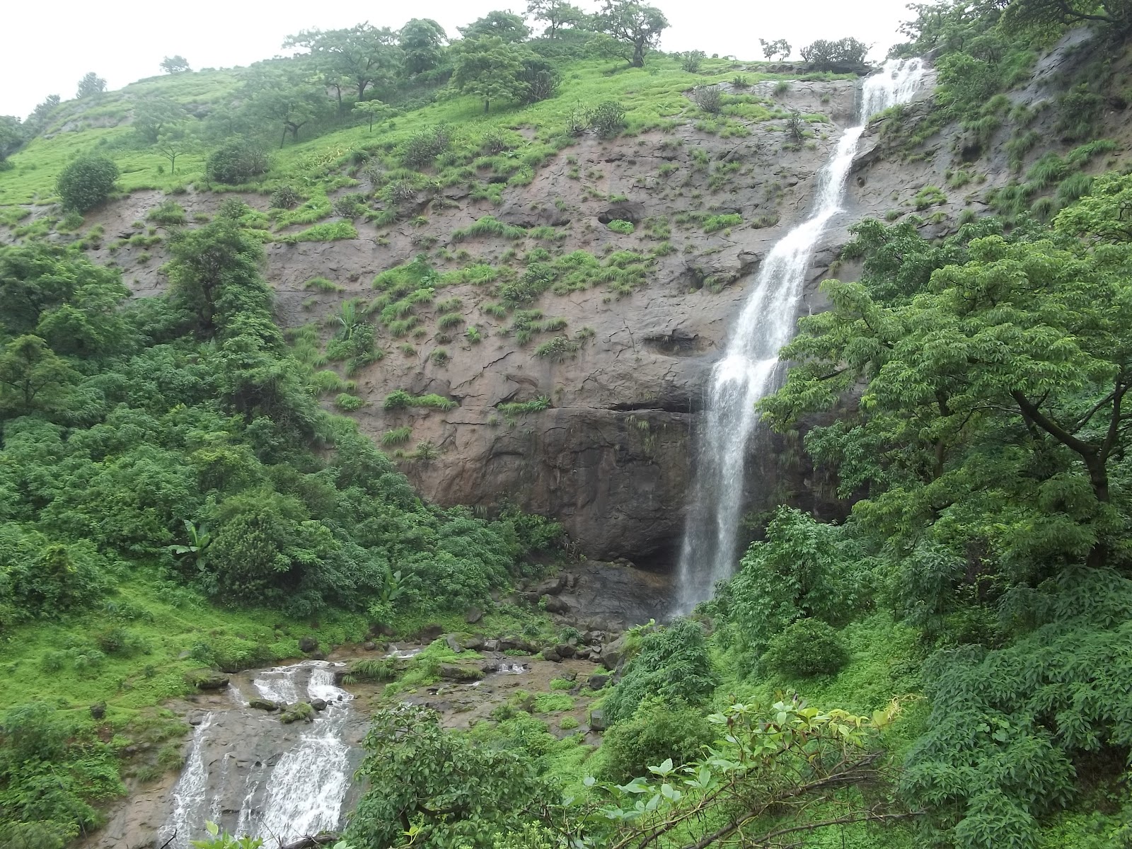 Wanderlust: Waterfall Rappelling at Dudhiware Waterfall (Lonavala)