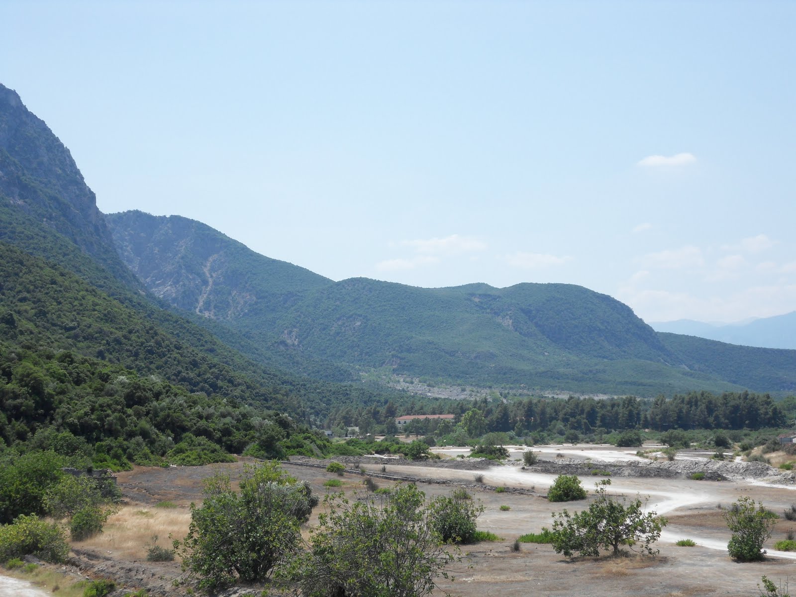 Traveler's Closet: Battlefield of Thermopylae, Thermopylae