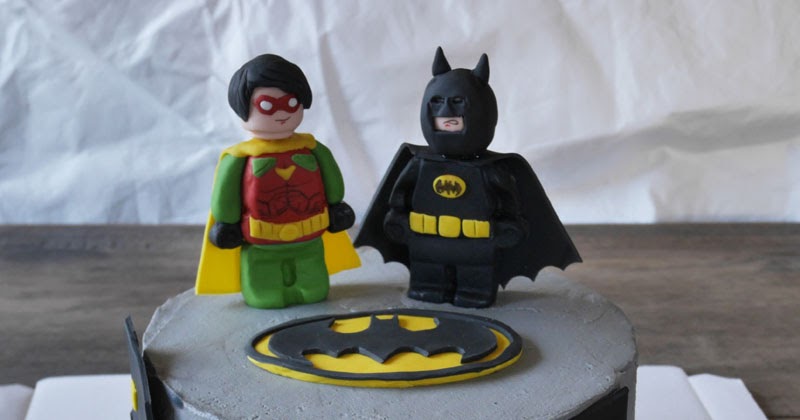 Kääpiölinnan köökissä: Pienten poikien Batman-kakut ♥