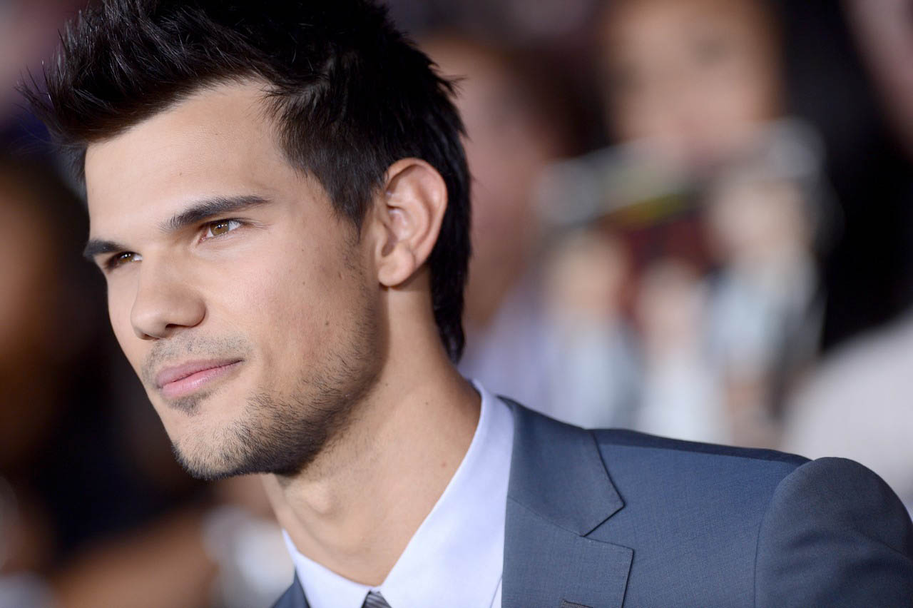 Kellan Lutz and Taylor Lautner Looked Extra Dapper On Twilight's Red ...