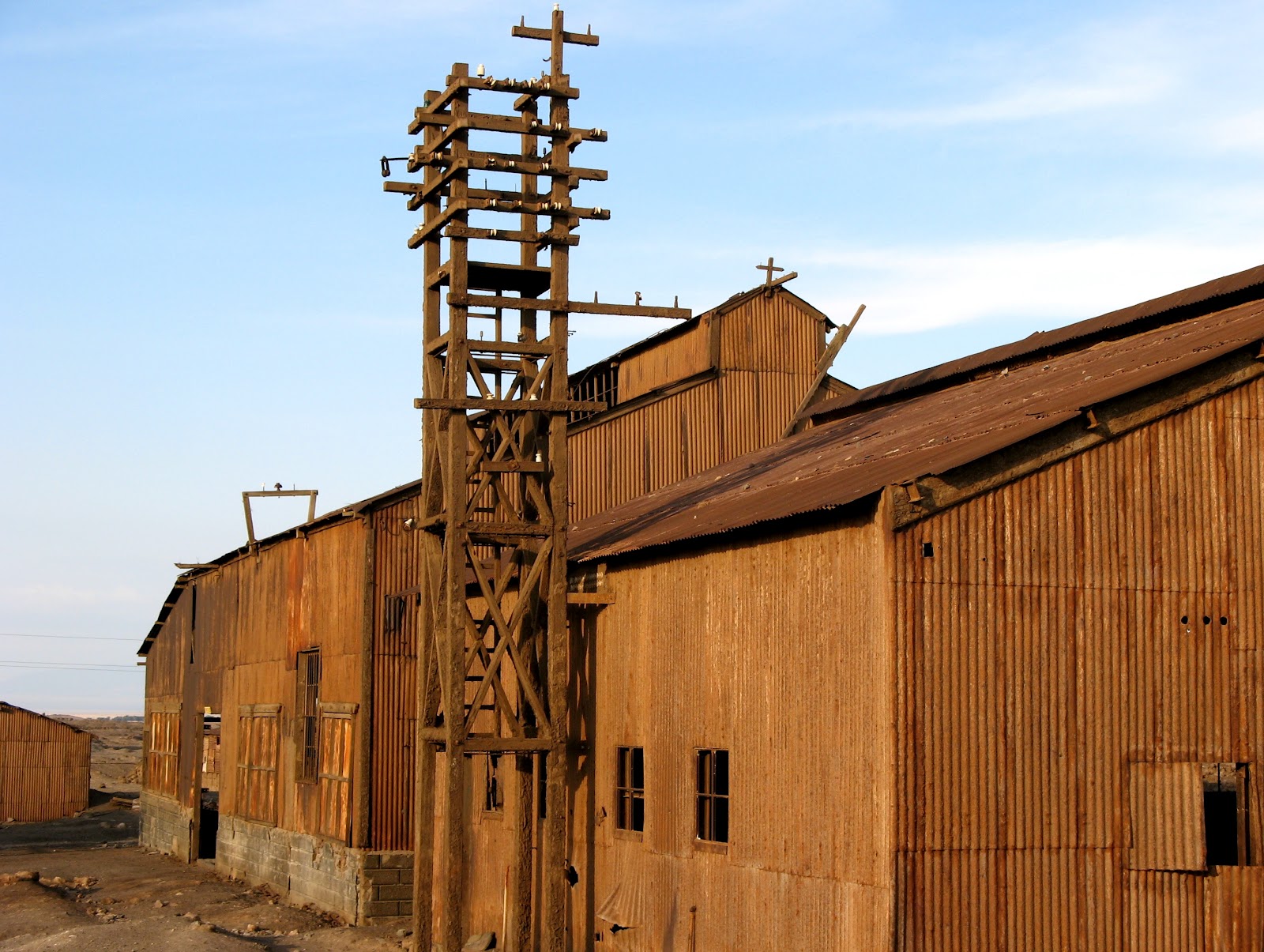 H.I.A.T. - Hey, I abandoned that!: Humberstone and Santa Laura, Chile
