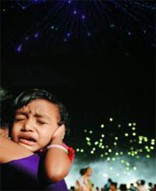 Fylis: 15 Reasons why you should STOP bursting crackers this DIWALI