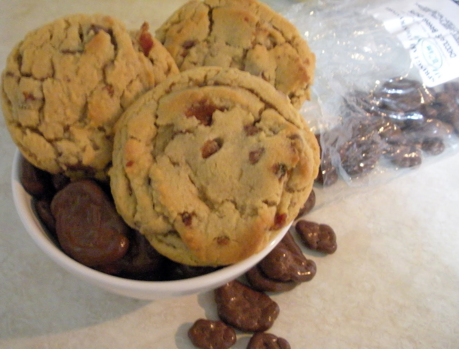 The Dormestic Goddess: The King's Cookie: Peanut Butter, Bacon and ...