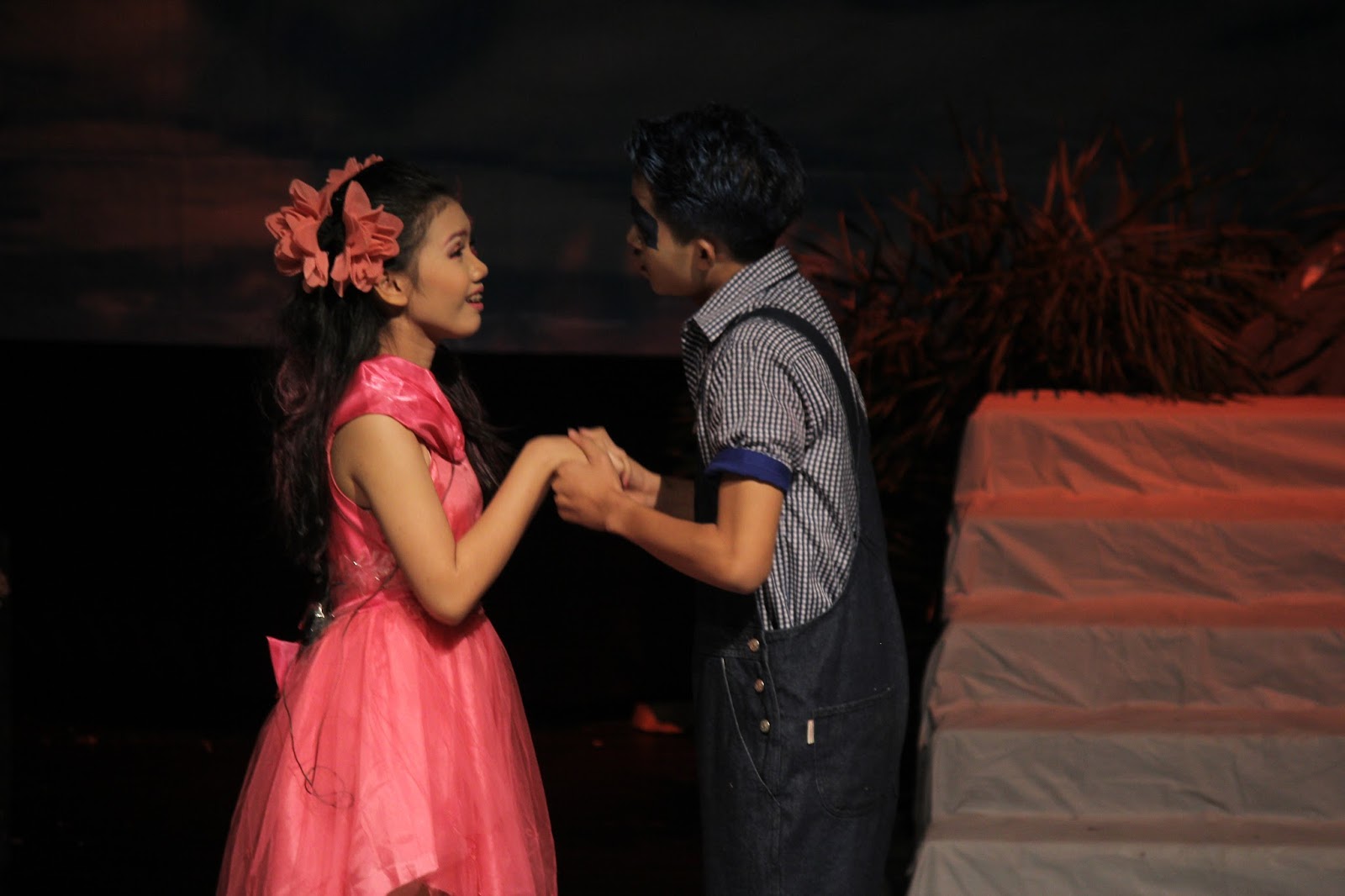 Review Teater Indonesia: Violet The Musical : Tales Of Viona