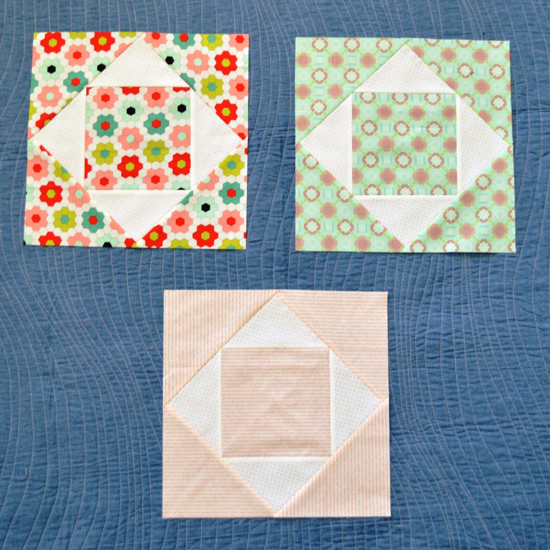 Happy Quilting: Threadology QAL - Economy Block