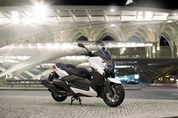2013 Yamaha X-Max 400 Review | New Motorcycle Review