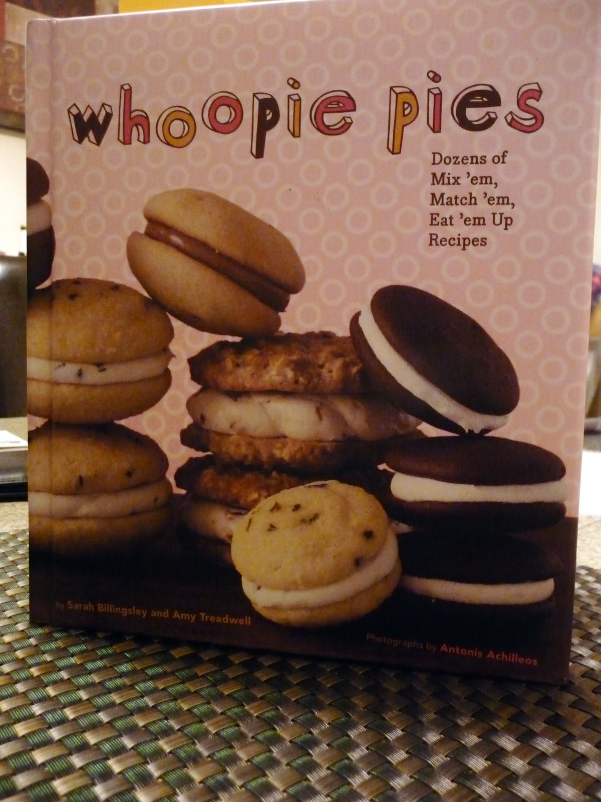 Bundts of Steel: Making whoopie!