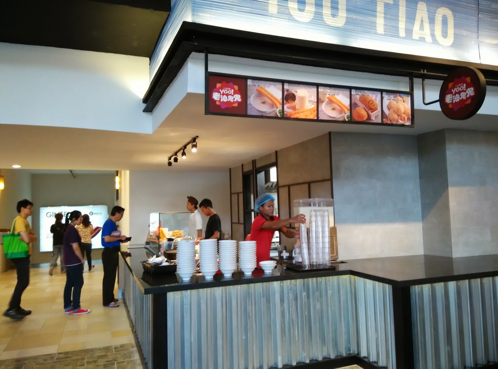 It's About Food!!: Uncle Kin Chilli Pan Mee 堅叔馳名辣椒板麵 @ Queens Hall