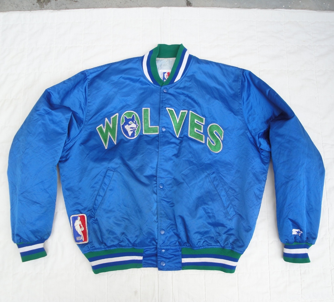 Street Vintage: Starter Wolves NBA Jacket