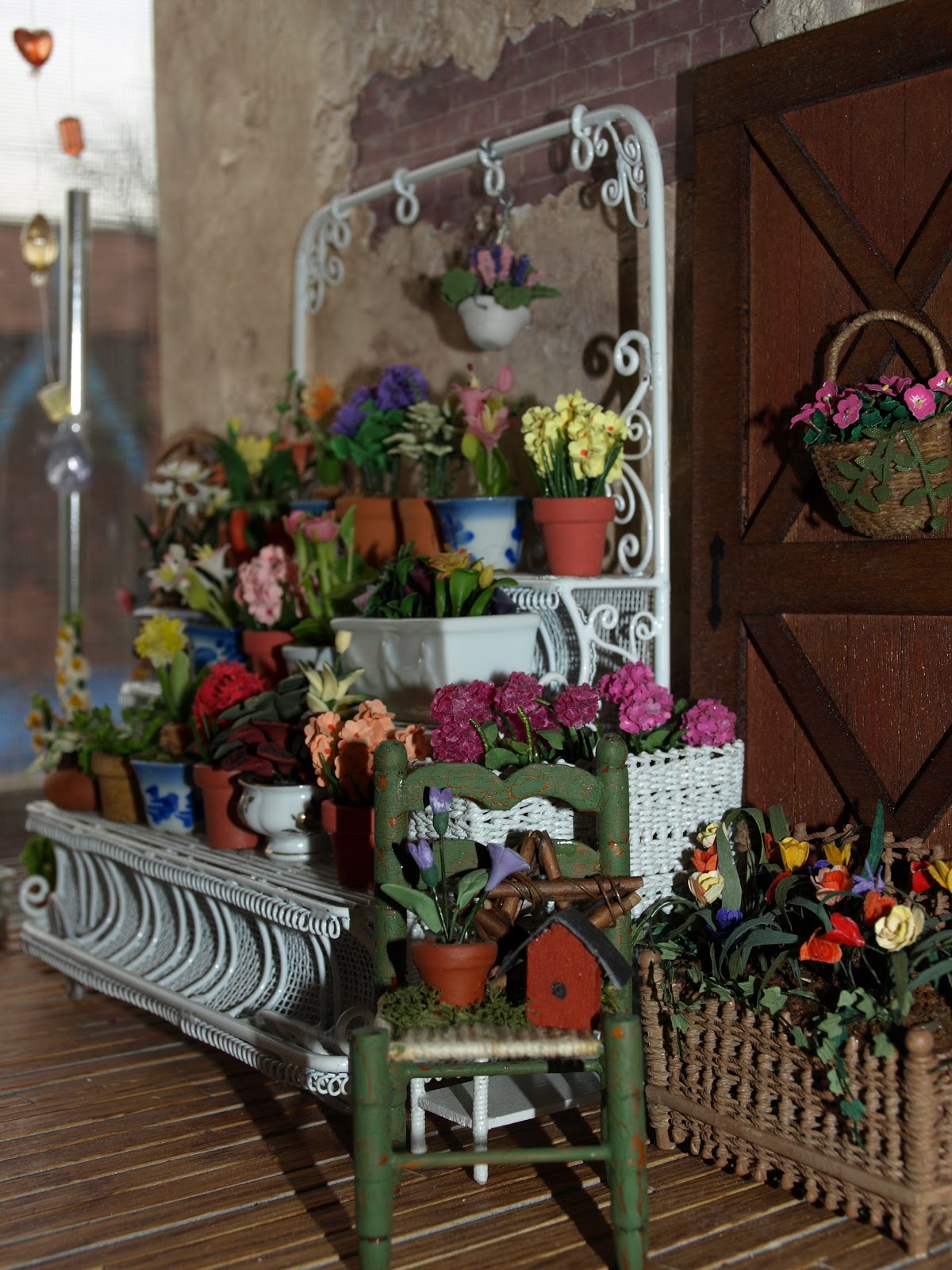 Itty Bitty Adventures: Miniature Monday: Flower Shop In Progress