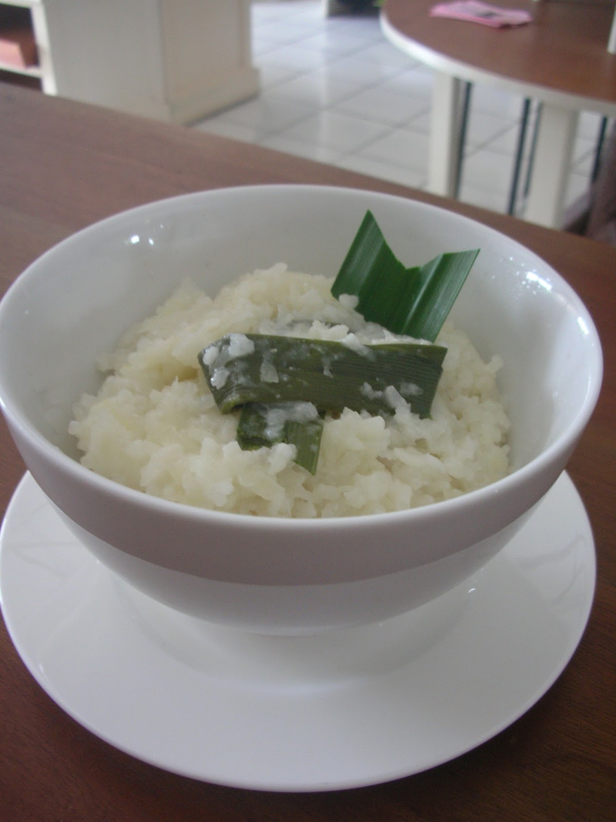 TOKO HIJAU (TOJO) BOGOR: Makanan Sebagai Teman di Cuaca Dingin