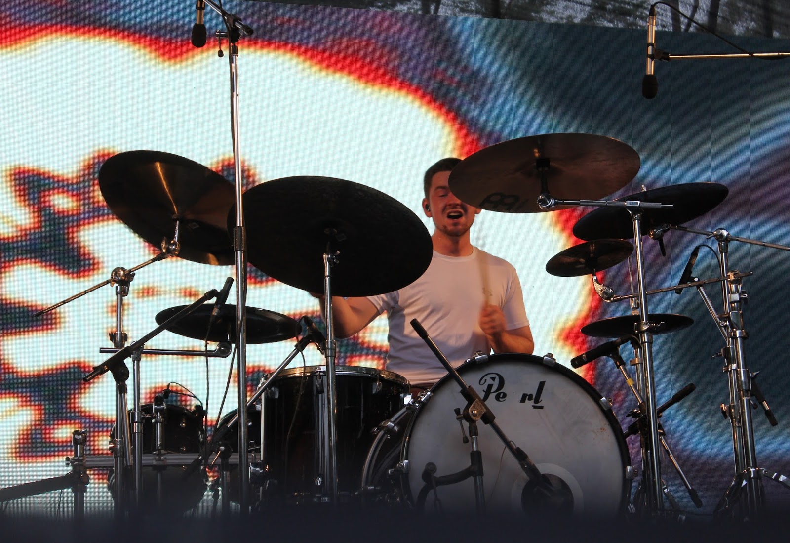 A Wanderer's Thoughts...: Animals As Leaders: a unison hammer kind of ...