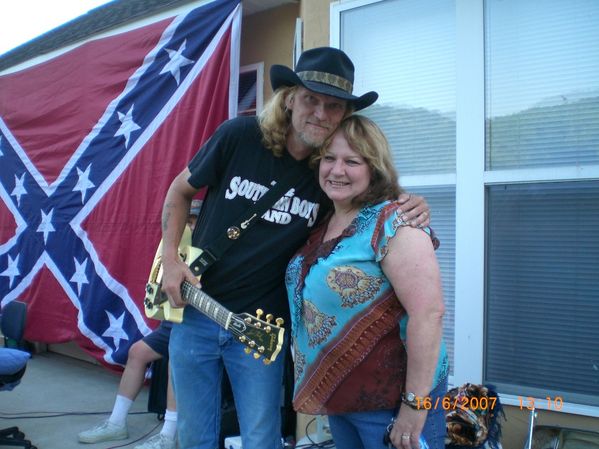 Η Θεολογία Μεσοπέλαγα: JoJo Billingsley: Το κορίτσι των Lynyrd Skynyrd ...
