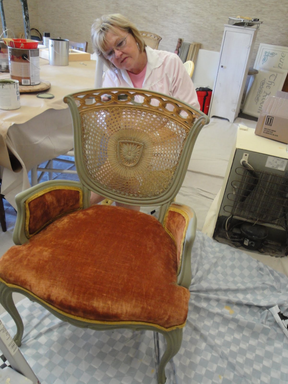 House Of Anne: Calling all Chalk Paint Addicts ...the 25th follower ...