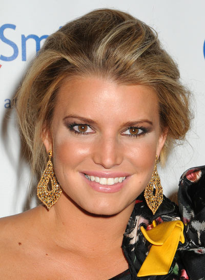 Latest Haircut Of Jessica Simpson Hairstyle - Celebrity Hairstyle