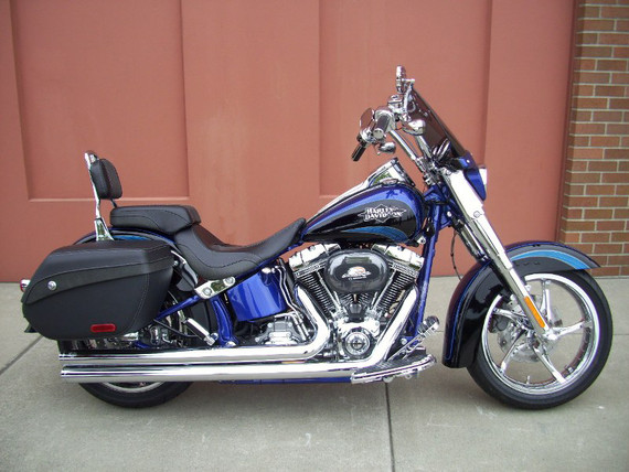 Harley Davidson Bikes: Harley Davidson FLSTSE CVO Softail Convertible