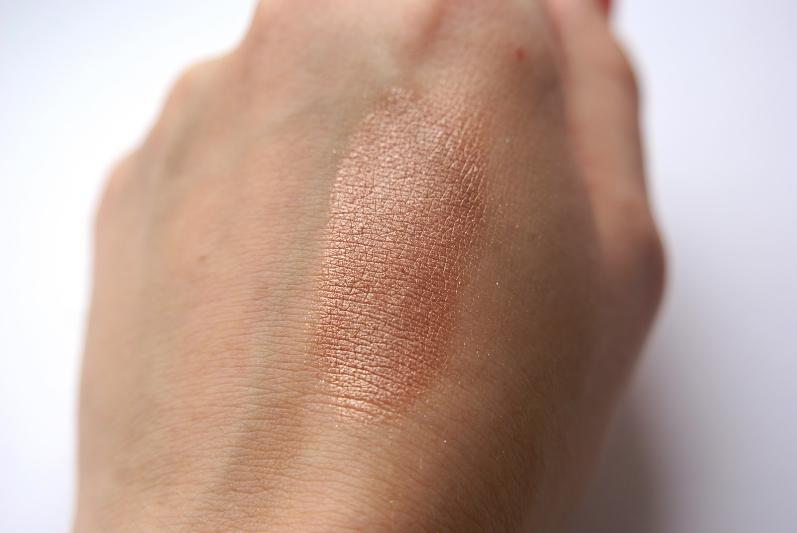 Aimee Blogs: Barry M Dazzle Dust in Tan