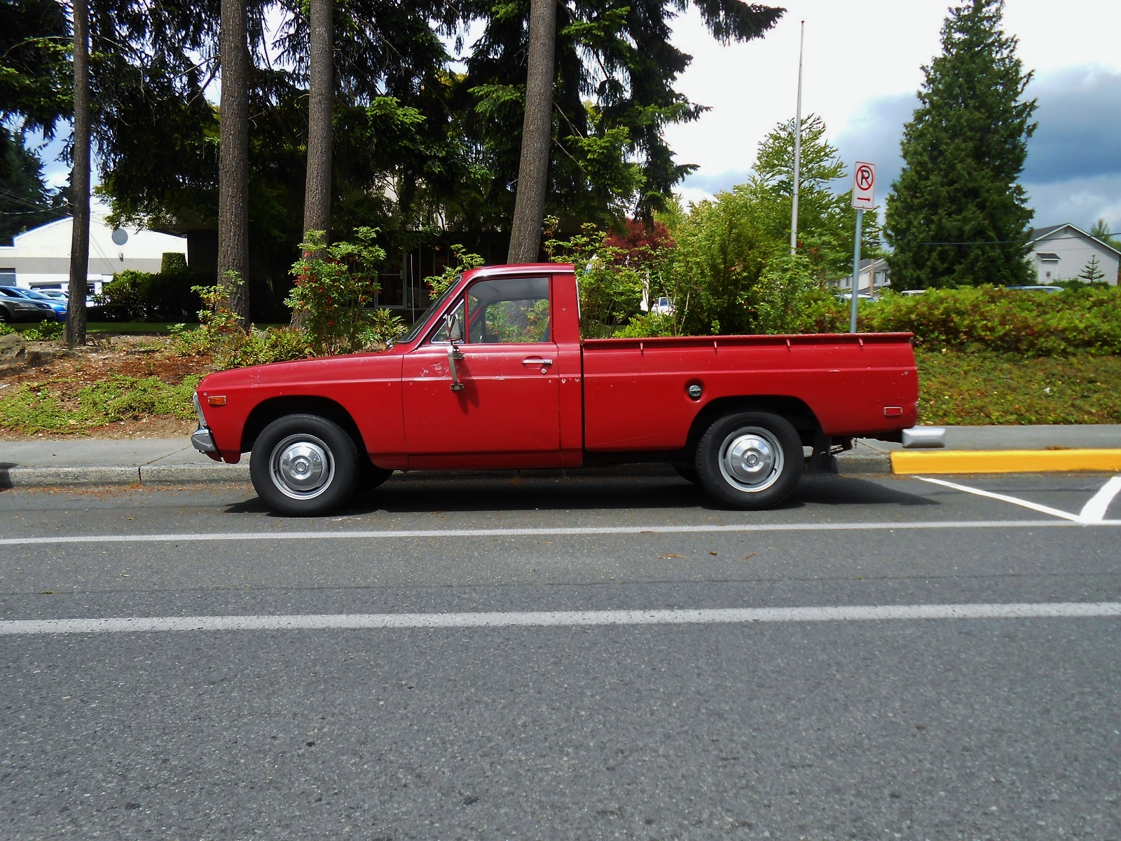 Seattle's Parked Cars: 1976 Ford Courier