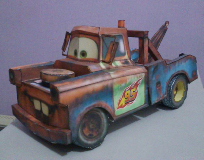 Wongday Papercraft: Tow Mater Papercraft