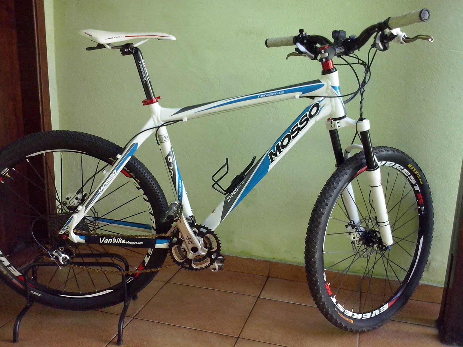 - Van Bike - Bicicletaria: Mosso Minerva 27 velocidades XT