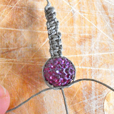 Another Shambala Bracelet Tutorial! / The Beading Gem