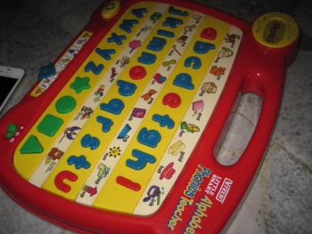 JuaiMurah: VTECH ALPHABET PHONICS DESK