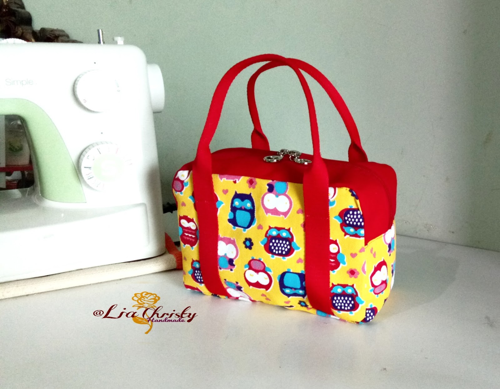 LiaChristyBlog.blogspot.com: Boxy Bag Tutorial