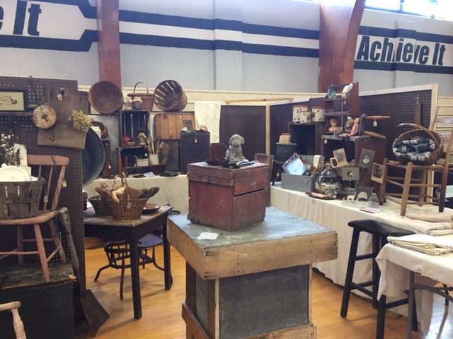 Prims By The Water: Early Homestead Primitive Show