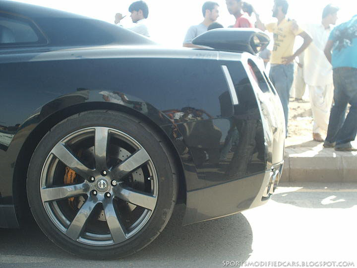Sports cars in pakistan ~ Sports & Modified Cars