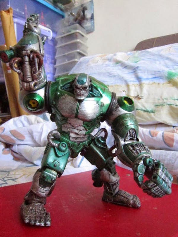 Marvelous Penang Toy Collection: Classic Mecha Hulk and Gremlin pilot ...