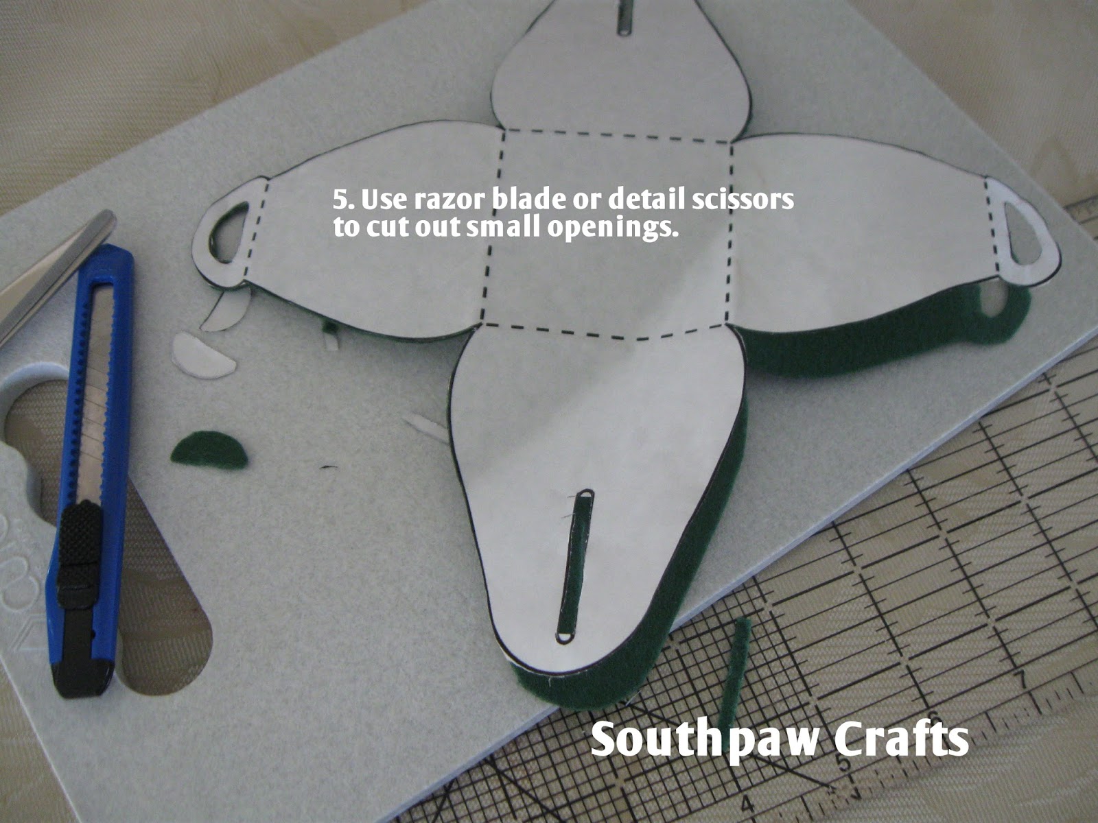 Southpaw Crafts: Felt 3D box - a craft success