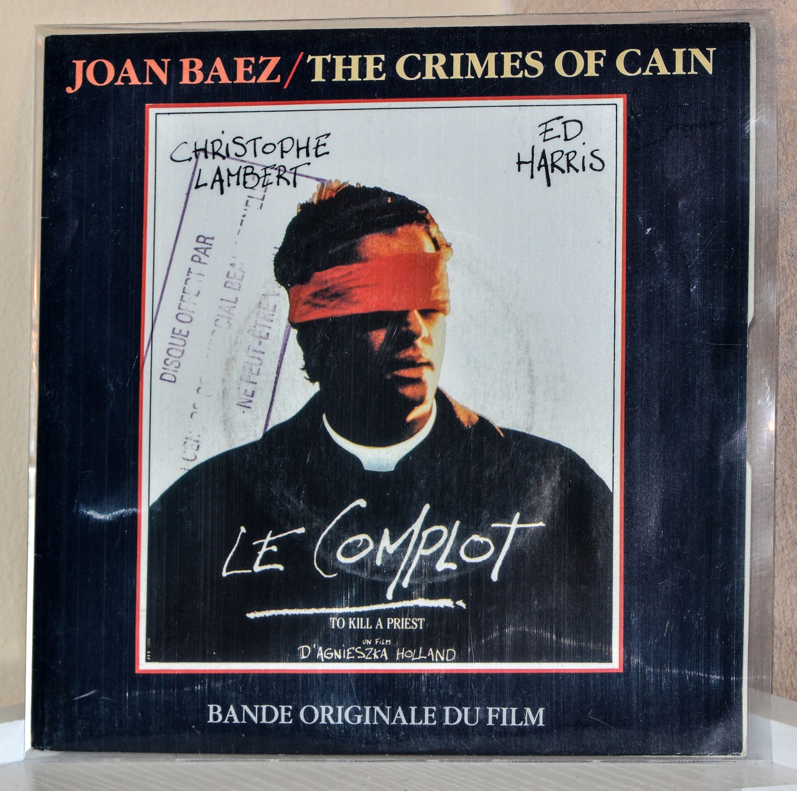 le tour du monde de la bande originale en 45 tours: Le complot ...