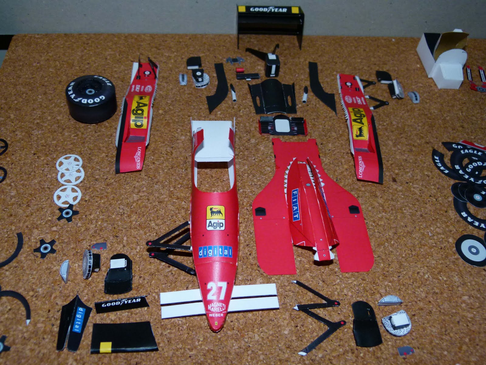 M4RC10 Papercraft F1: FERRARI F1 87 1987 MICHELE ALBORETO