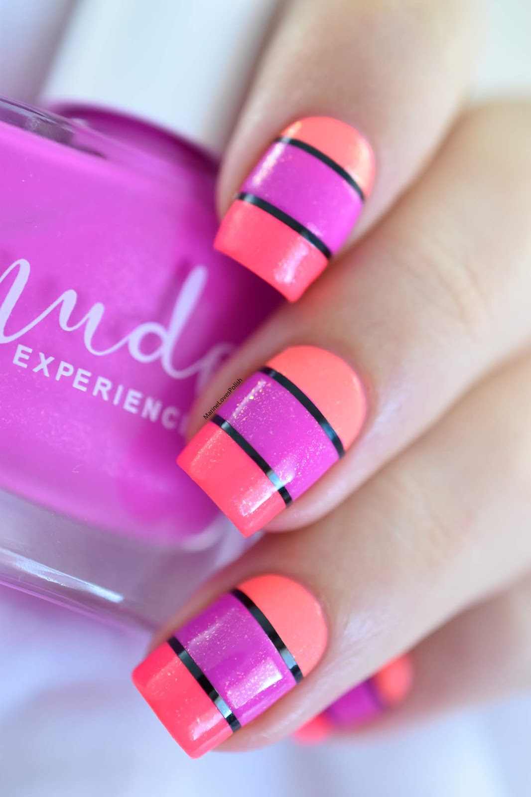 Neon Color Block avec Nude Experience