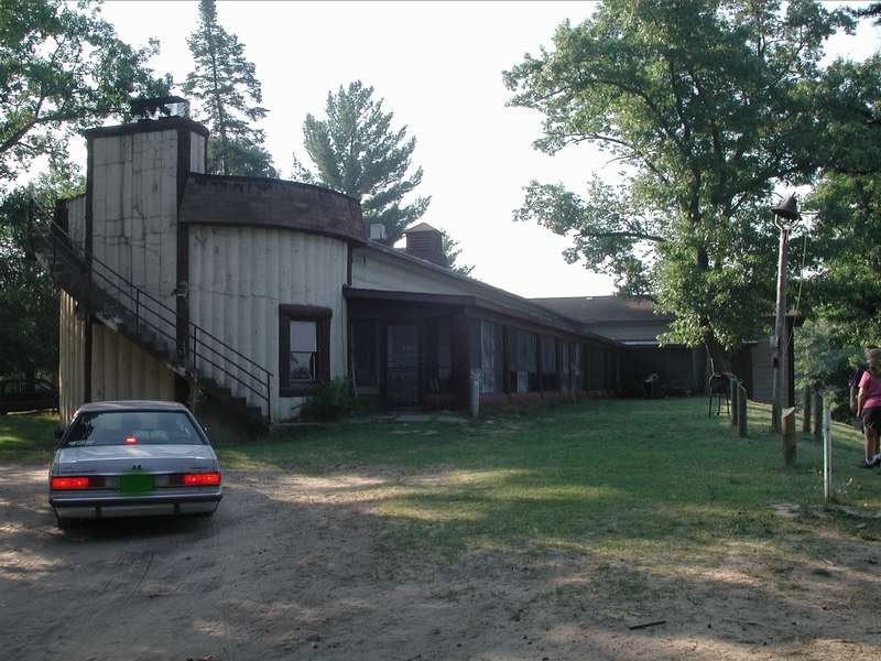 RETRO KIMMER'S BLOG: HARRY BENNETT'S LODGE