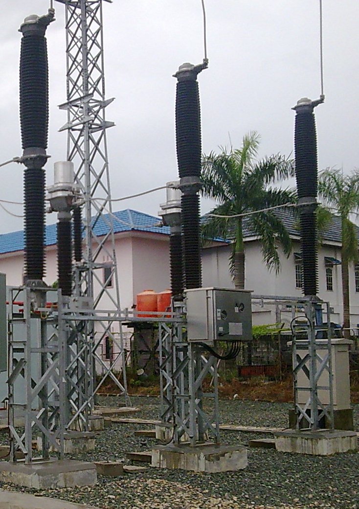 Pengisian Gas SF6 pada Pemutus Tenaga 150 KV - NeGeri PerkAYonGan