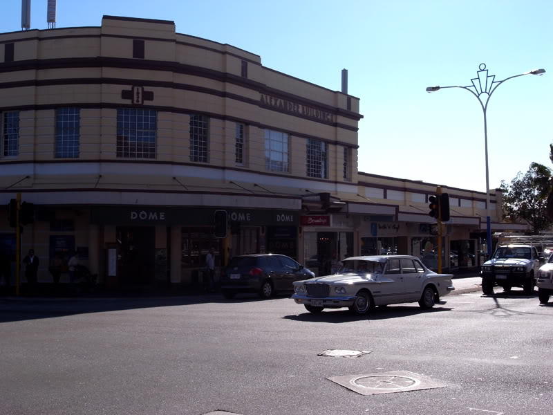 Perth: Mount Lawley. - Theheyheyhey