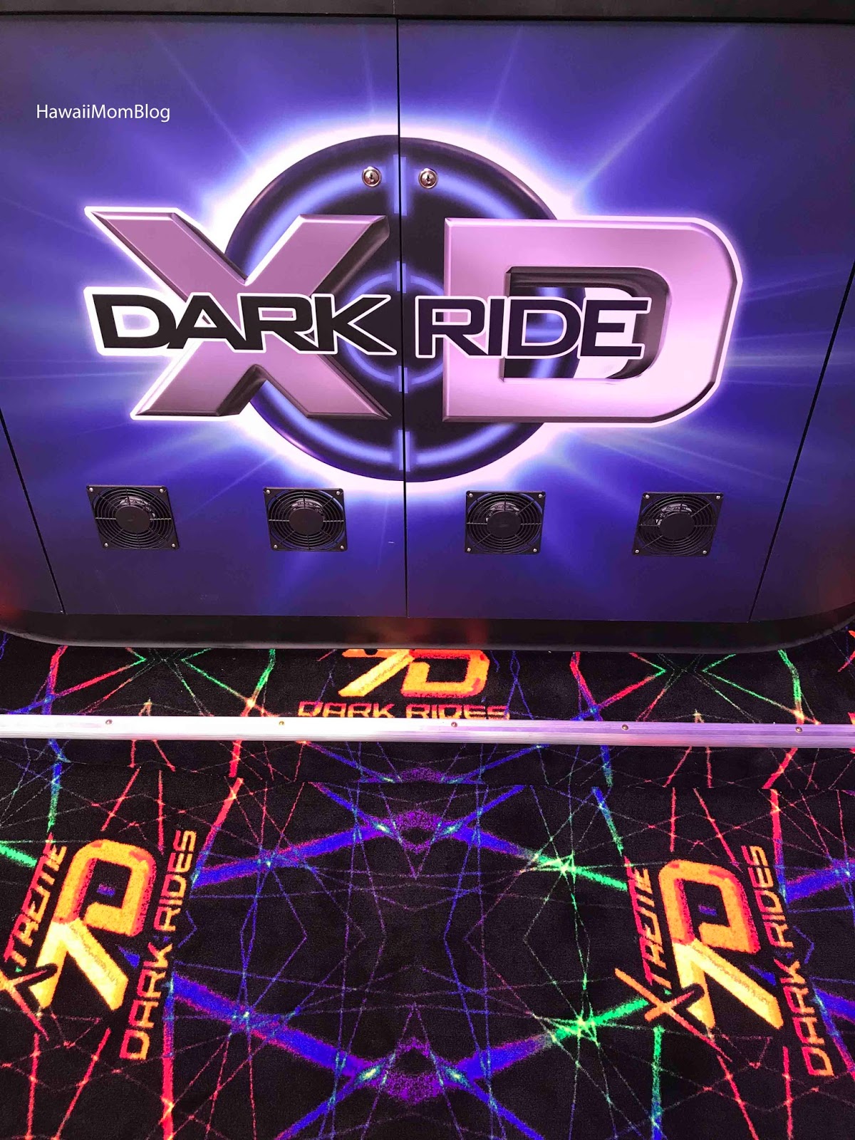 Hawaii Mom Blog: Xtreme 7D Dark Rides Now Open at Ka Makana Ali`i