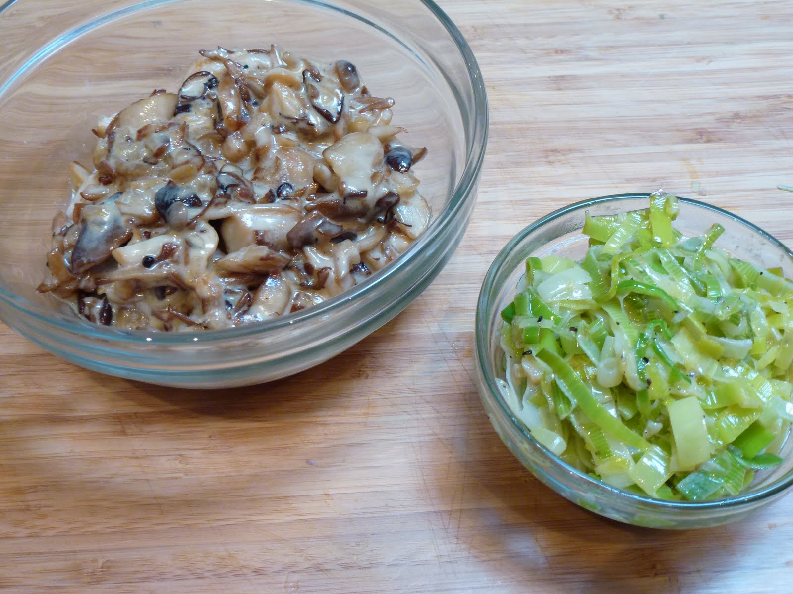 Hardly Housewives: Crispy Polenta Squares with Mushroom Ragu and Leek Jam