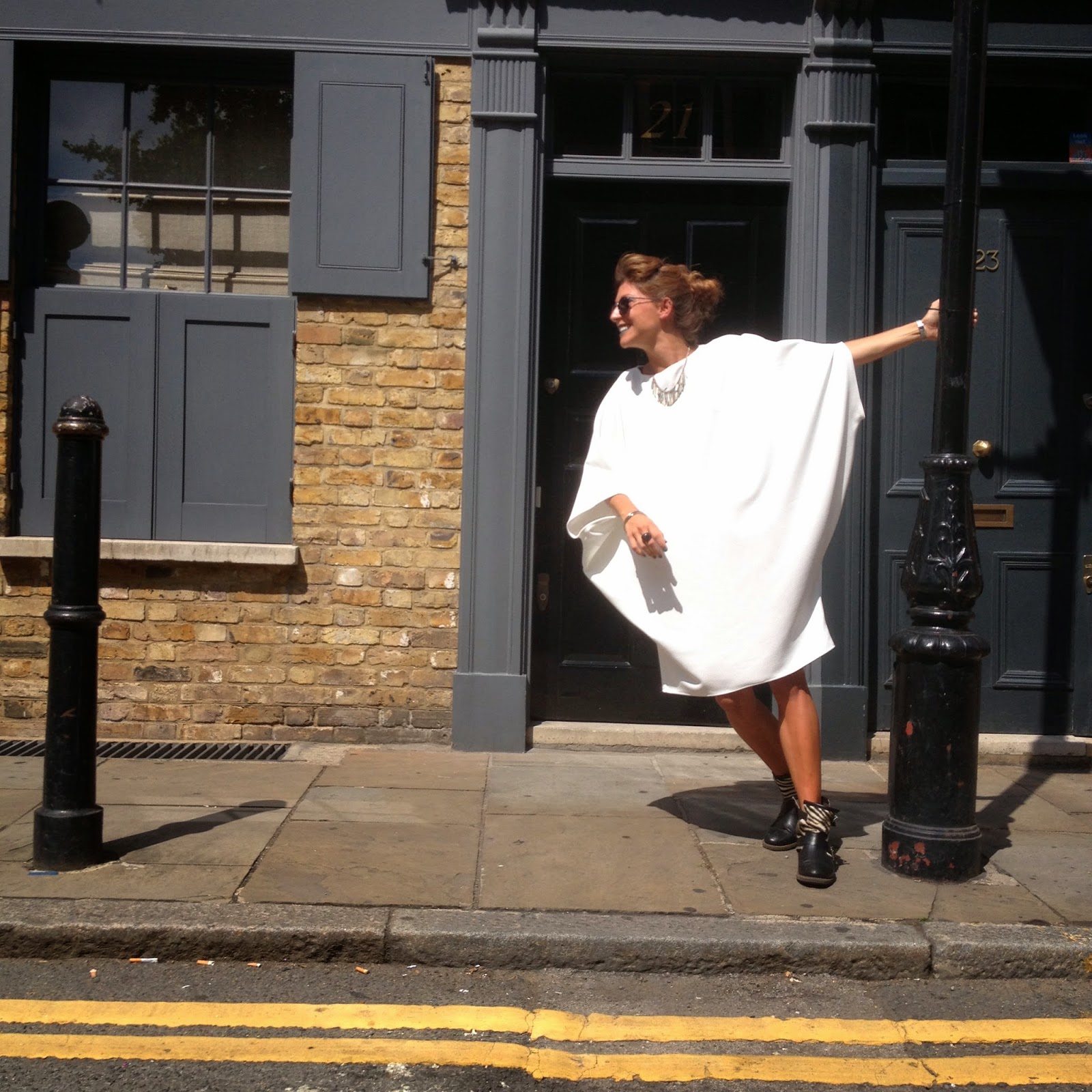 BLOG: THE DOORS OF FOURNIER STREET, London