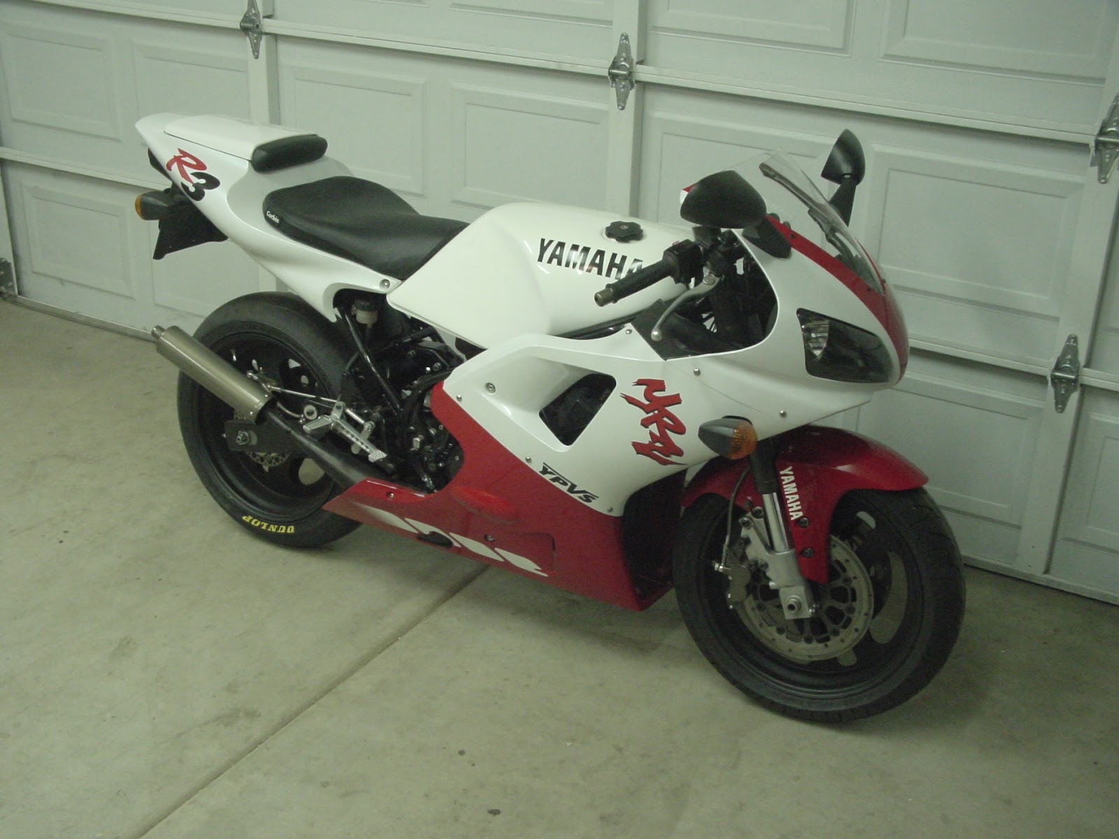 Greasy Hands and Busted Knuckles: Yamaha RZ350 - First Custom bike build