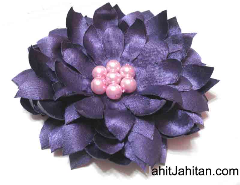 Jahit Jahitan: Bunga dari Fabrik