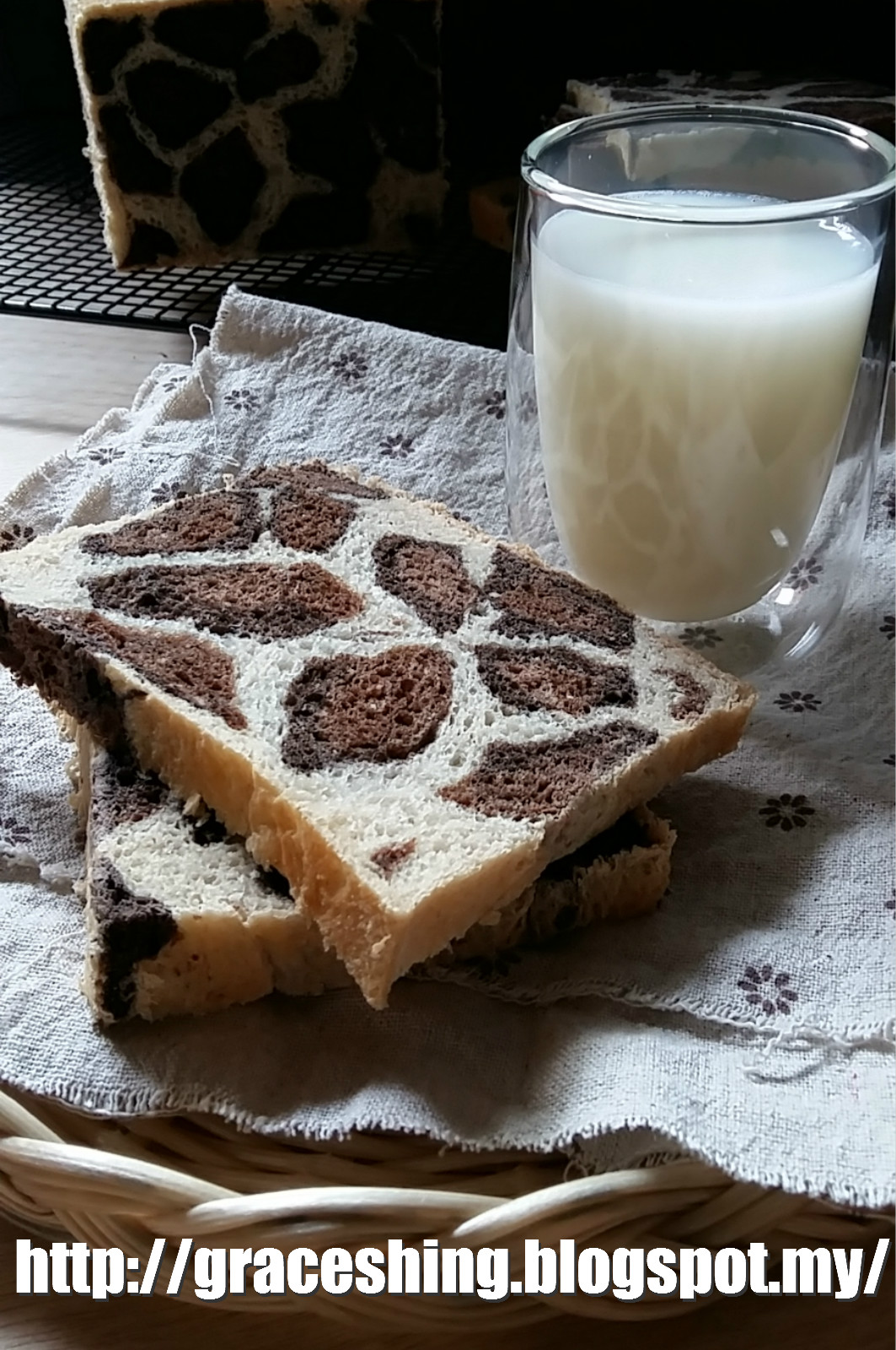 Grace's Blog 欣语心情: 豹纹吐司 Leopard Print Bread Loaf